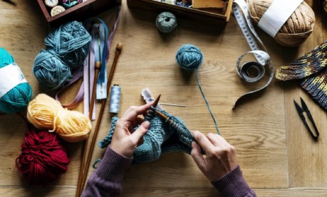 open-class-hands-knitting-blog | Knit-o-Matic Yarns